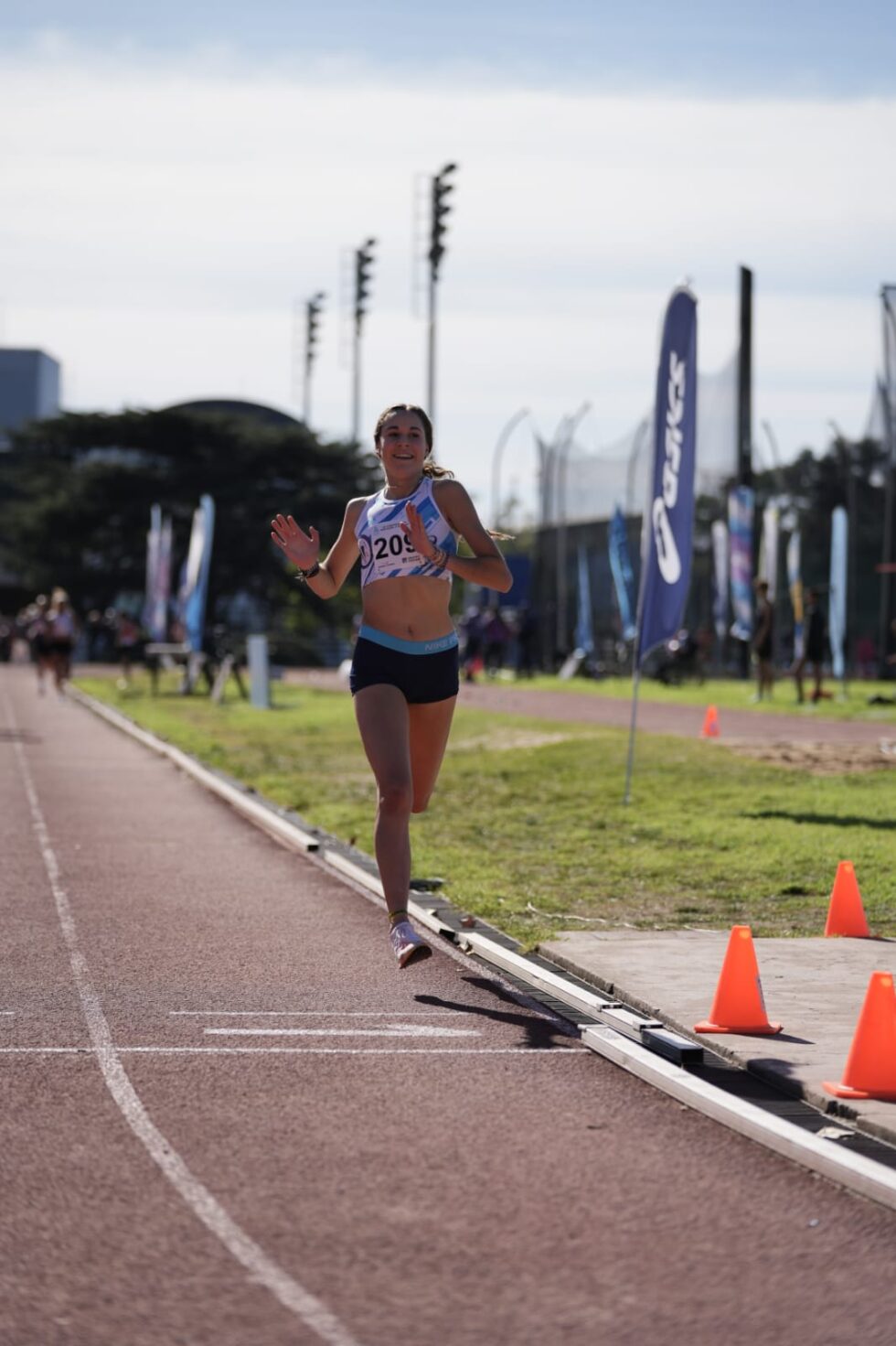 Atletismo: La fondista Isabel Conde arranco con una buena marca en los ...