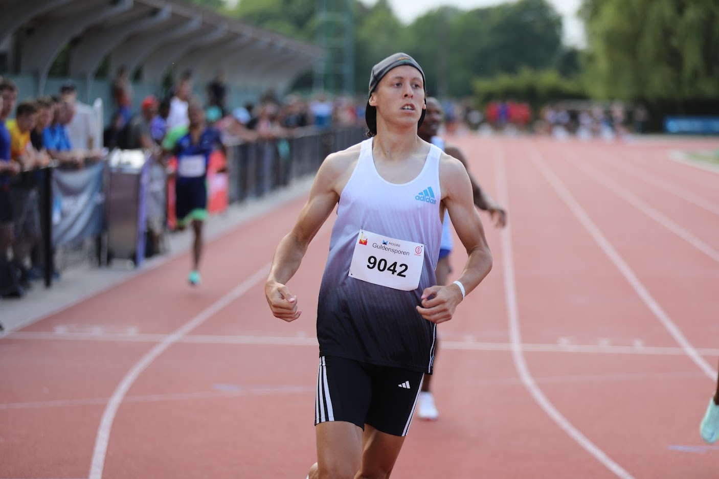 Atletismo: Larregina sera el primer atleta argentino en competir en un ...
