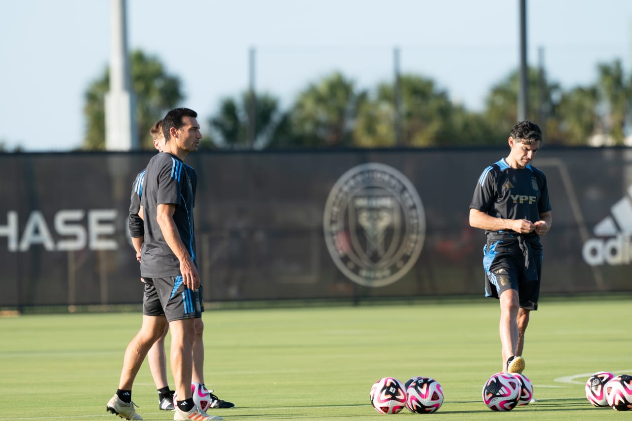 Fútbol: La Selección Argentina comenzó practicas de cara a la Copa ...